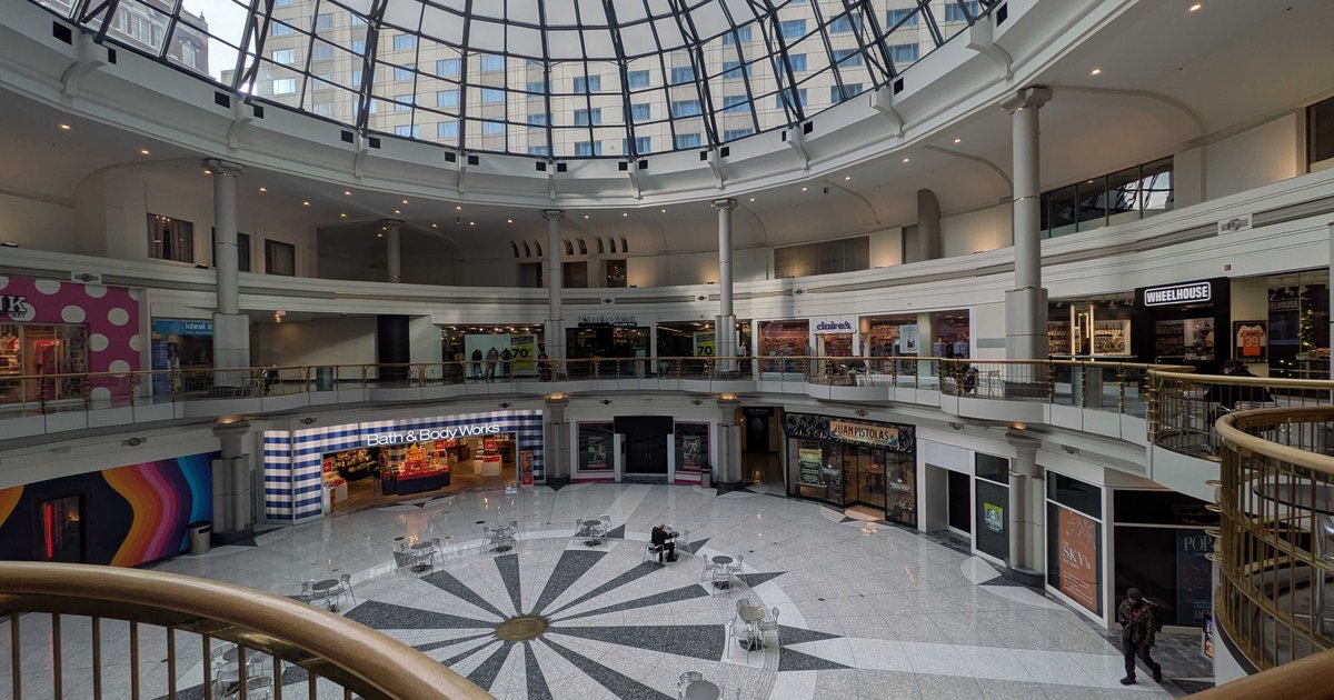 The Shops at Liberty Place in Center City listed for sale | PhillyVoice