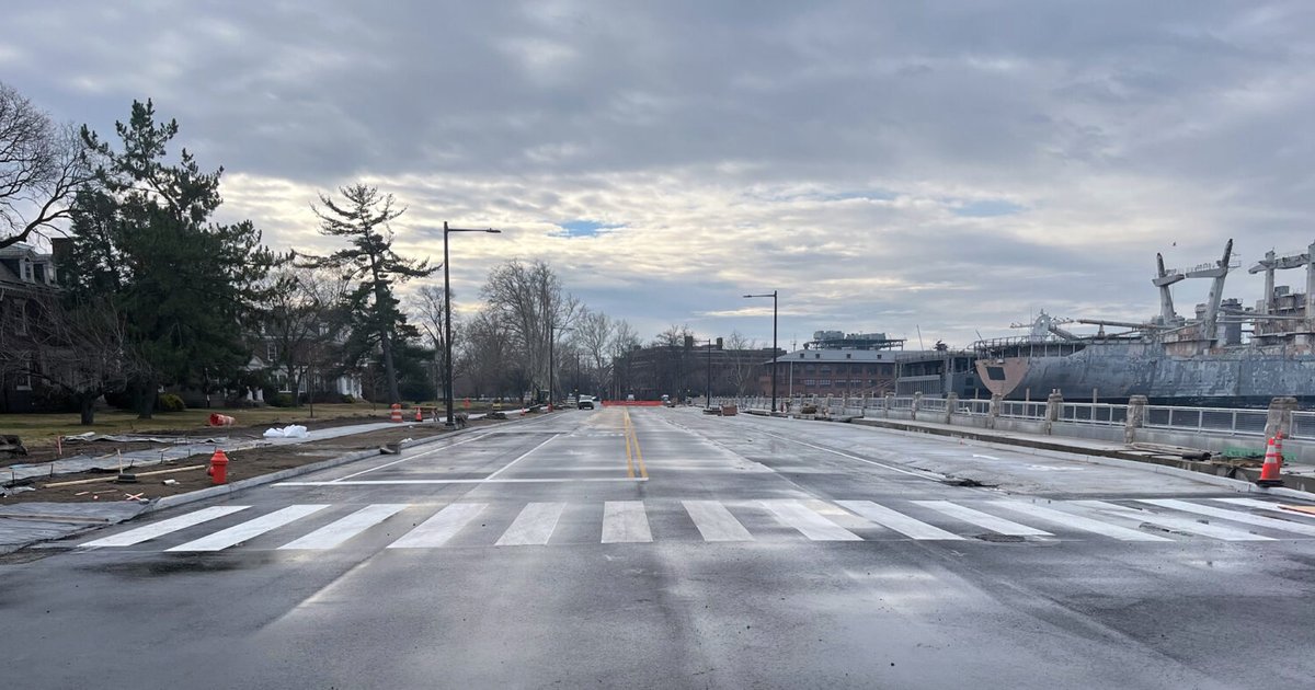 Navy Yard reopens Broad Street stretch that had been closed since July ...