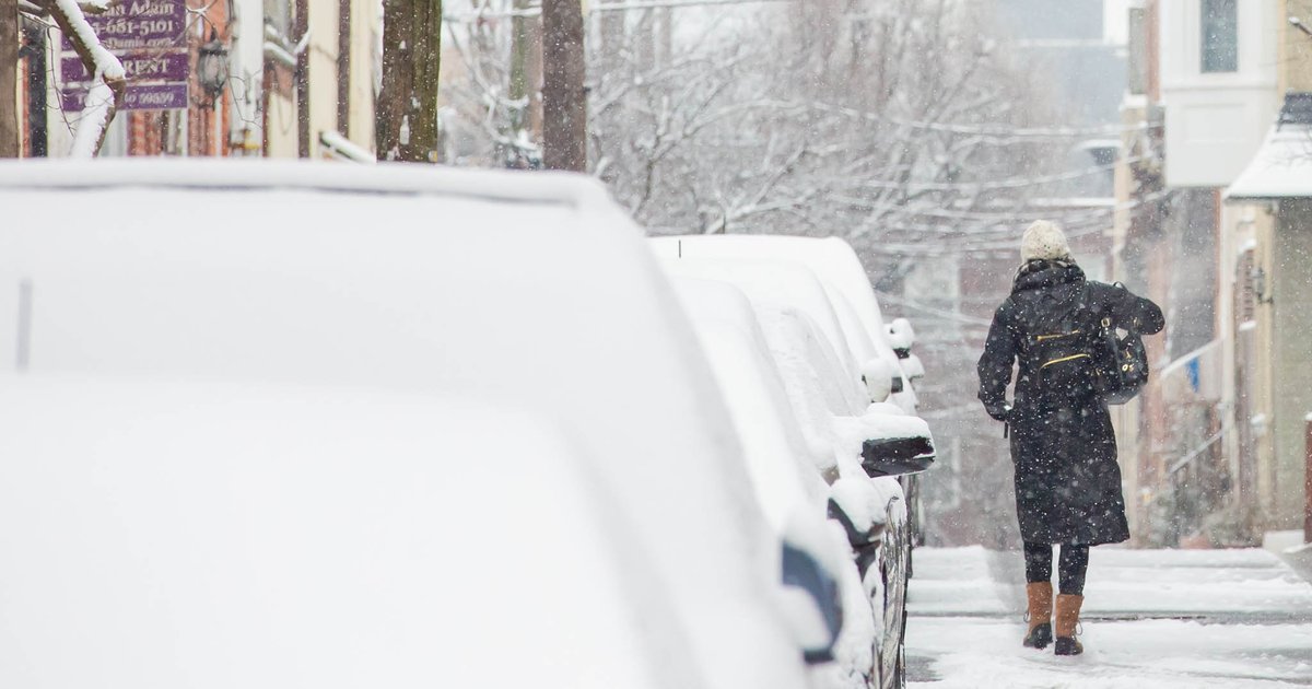 Early-morning snow slows down Friday commuters | PhillyVoice