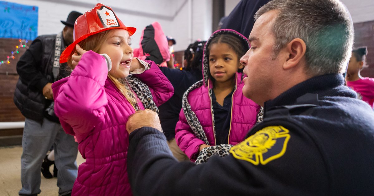 Students receive new winter coats at ‘Operation Warm: New Coats for ...