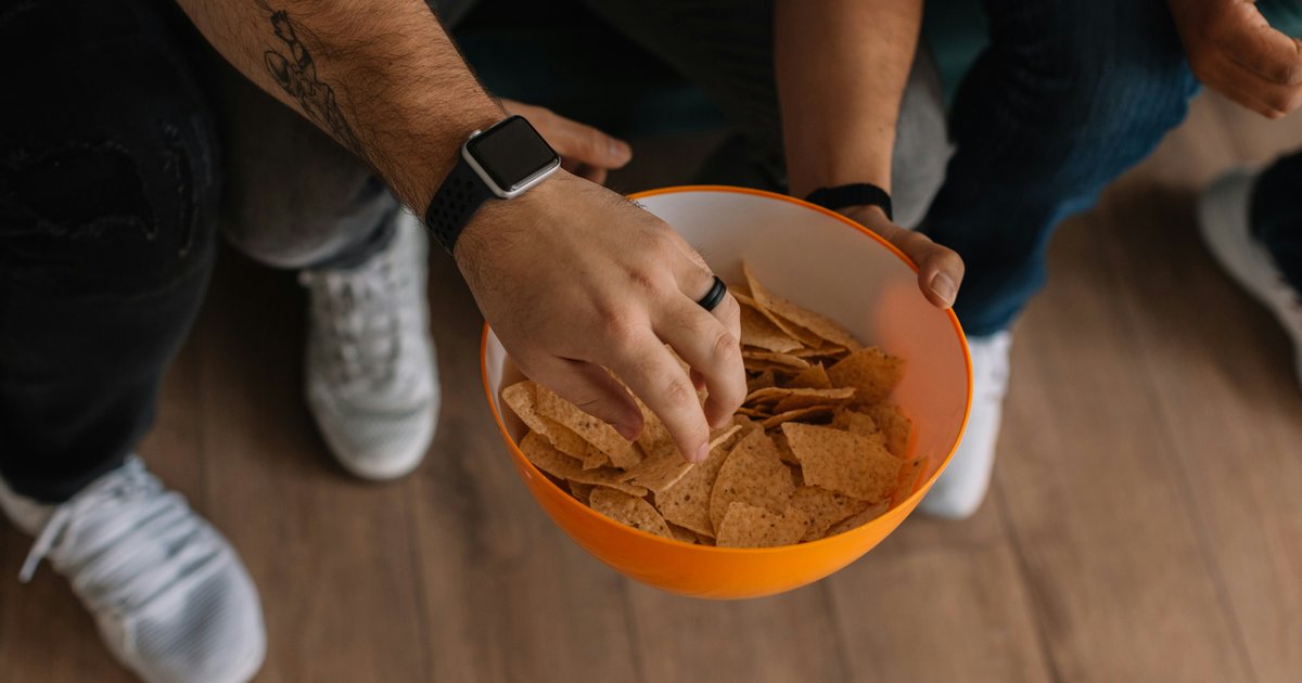 Foods advertised during NFL games tend to be high in salt, researchers ...
