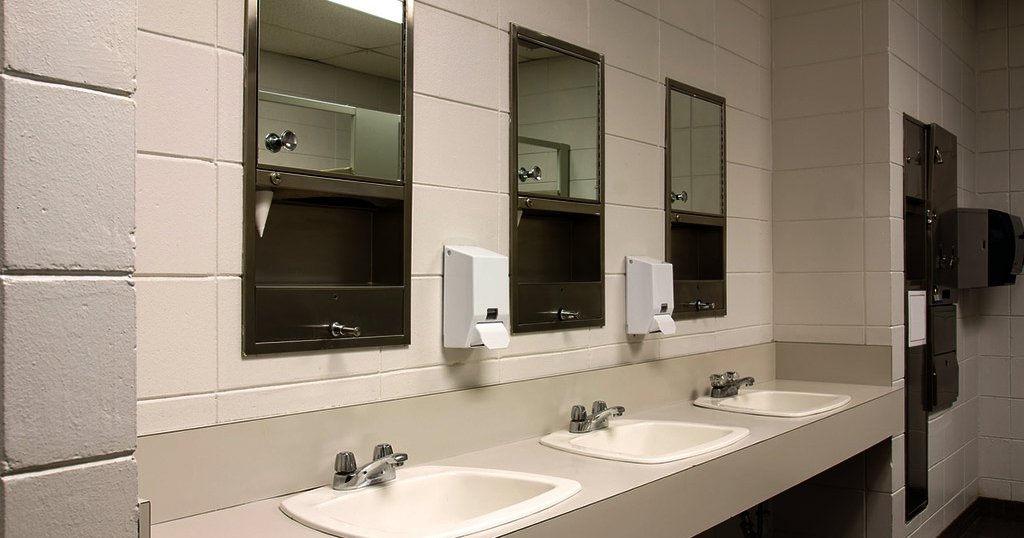 Public restrooms become ground zero in the opioid epidemic – The 215 Blog