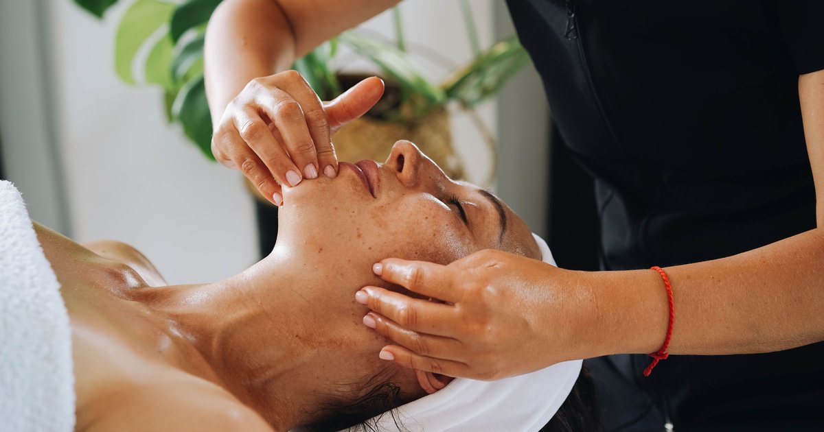 Does lymphatic drainage work? Research suggests its benefits may be ...