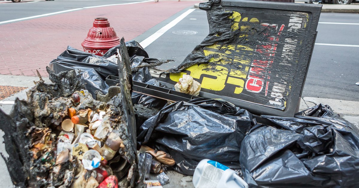 What the heck happened to this Center City trash can? | PhillyVoice