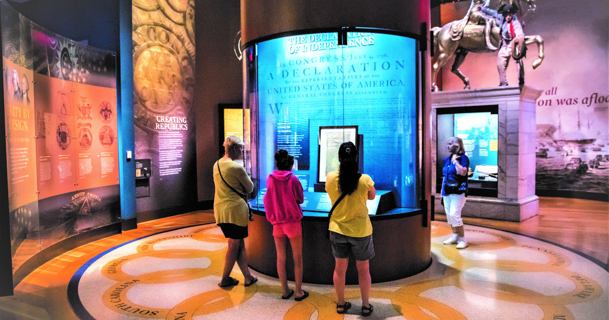 Museum of the American Revolution hosts naturalization ceremony ...