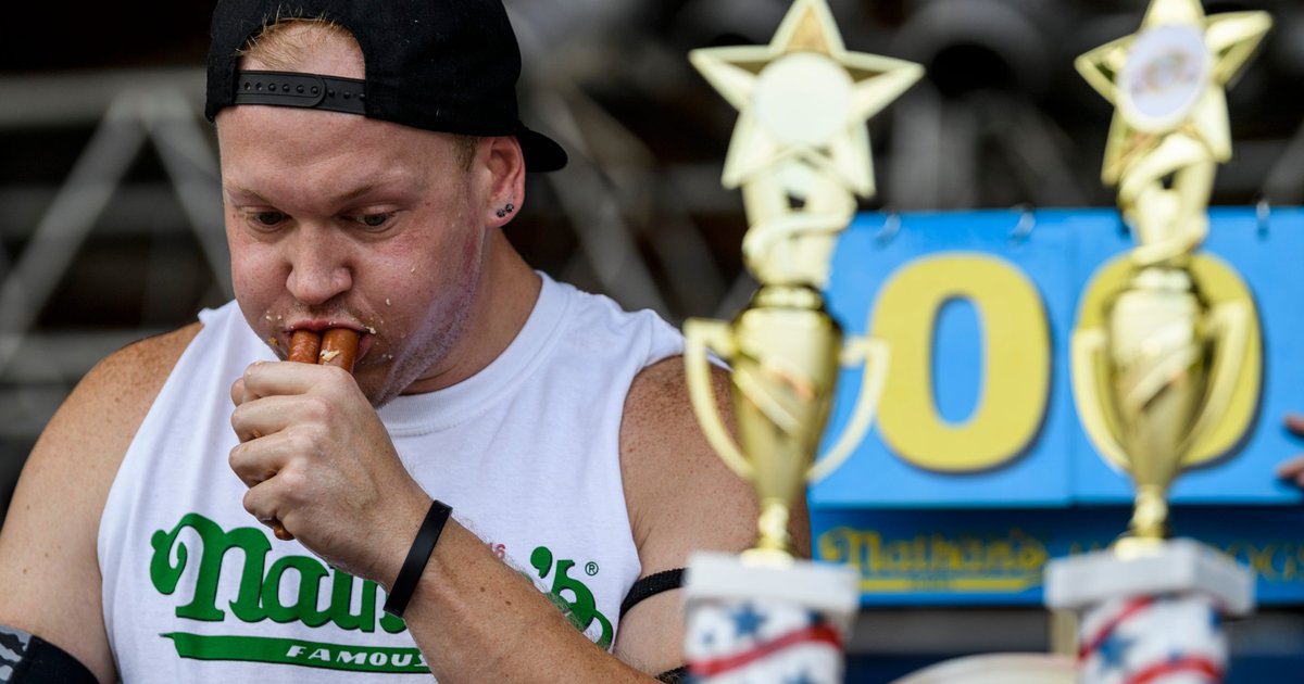 How competitive eaters consume so much food and what it's bad for their ...