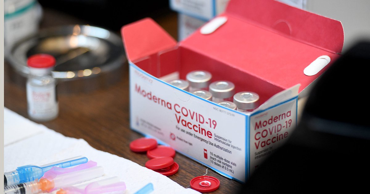 When should I get another booster shot? Many older adults wonder how ...