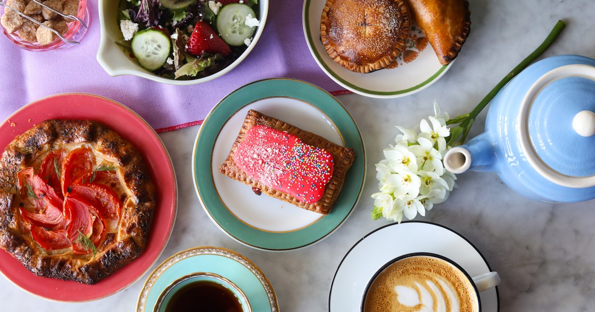 Loretta's, a retro cafe with tons of pastries, to open in Head House ...
