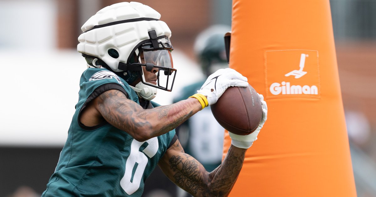 Eagles training camp game ball: DeVonta Smith is still a highlight reel ...