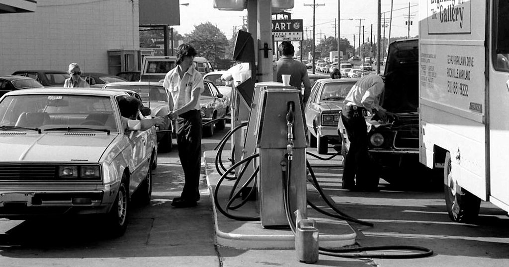 How the federal government came to control your car's fuel economy ...