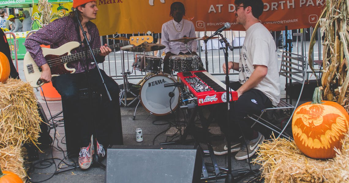 Celebrate Harvest Weekend at Dilworth Park with pumpkin painting, cider ...