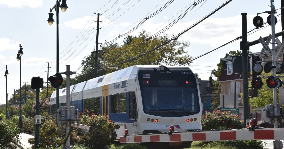 NJ Transit River Line train crashes in Burlington County, killing 1 and ...