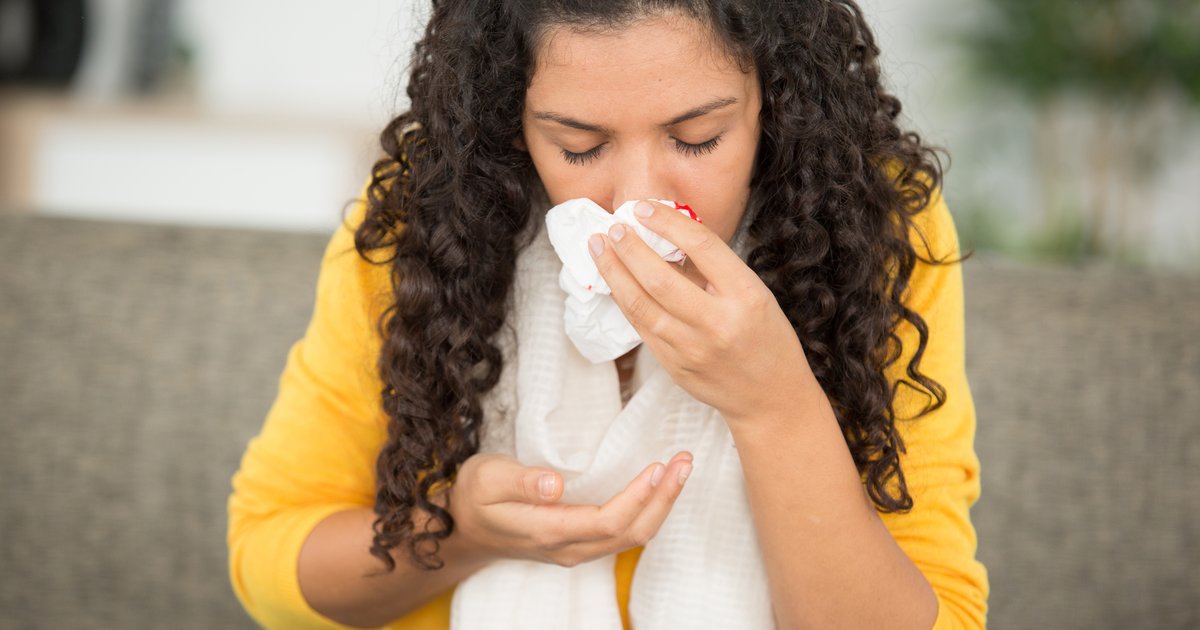 Nosebleeds: What causes them, how to stop the bleeding and when to see ...