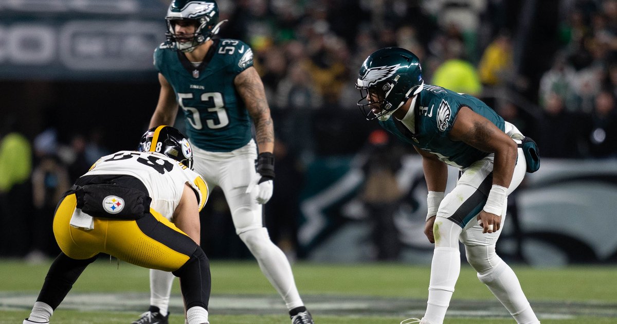 Game ball, three stars, and snap count analysis: Week 15, Eagles vs ...