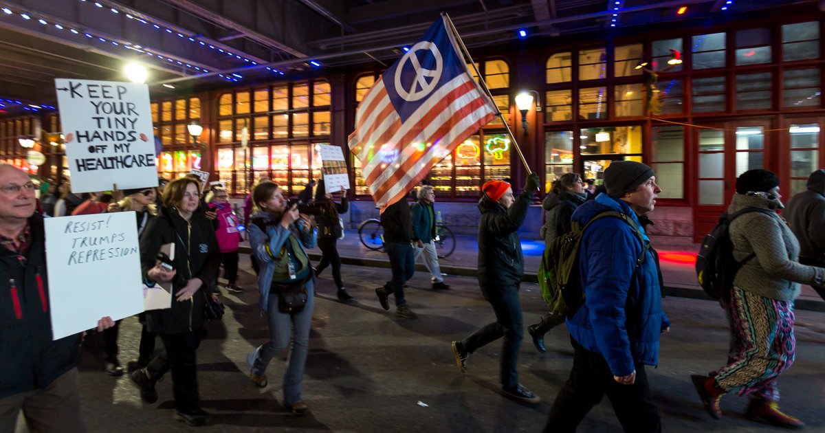Philly protests endure into night of Trump's visit at GOP retreat ...