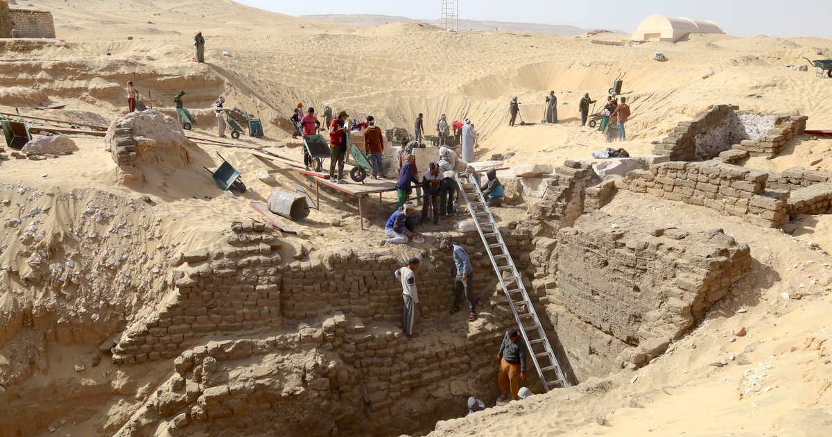 Archaeologists from Penn Museum help uncover 3,600-year-old tomb of ...