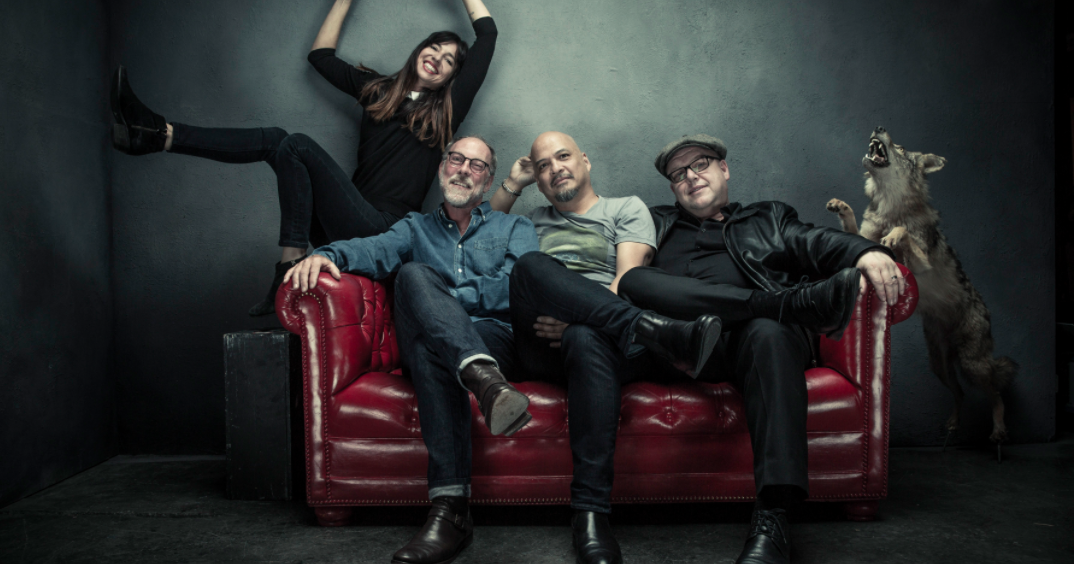 Pixies still swoon over (relatively) new bassist Paz Lenchantin ...