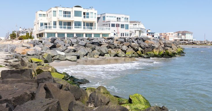 Longport 2024:Info about beach tags, lifeguards and things to do there ...