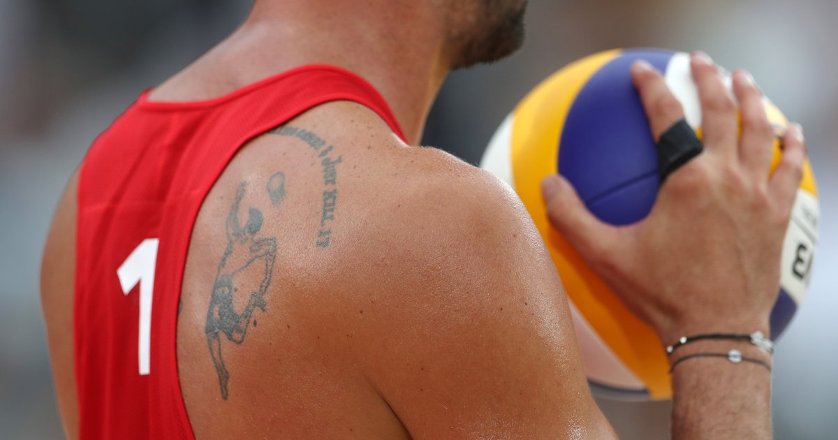 WATCH: Olympic commentator compares booing at volleyball match to ...