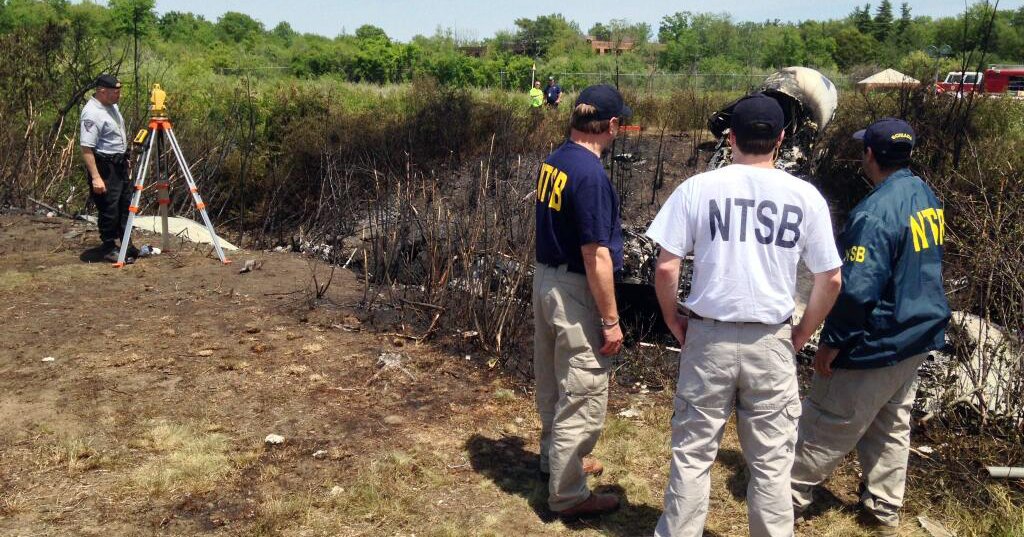 Cockpit transcript released in crash that killed Inquirer co-owner ...