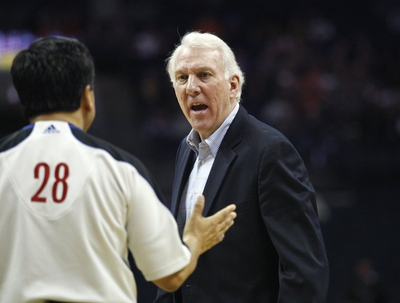 Clueless Chris Christie has gone from blocking bridges to burning them ...