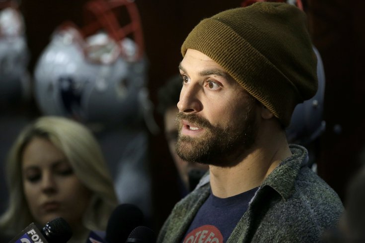 Eagles’ Chris Long speaks out against white supremacist rally in ...