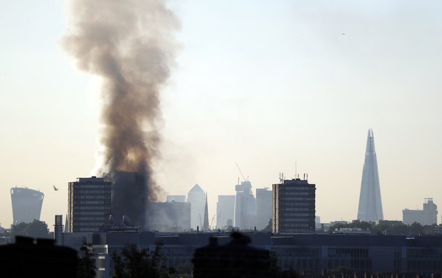 Gallery: Battling the massive blaze that engulfed a London high-rise ...