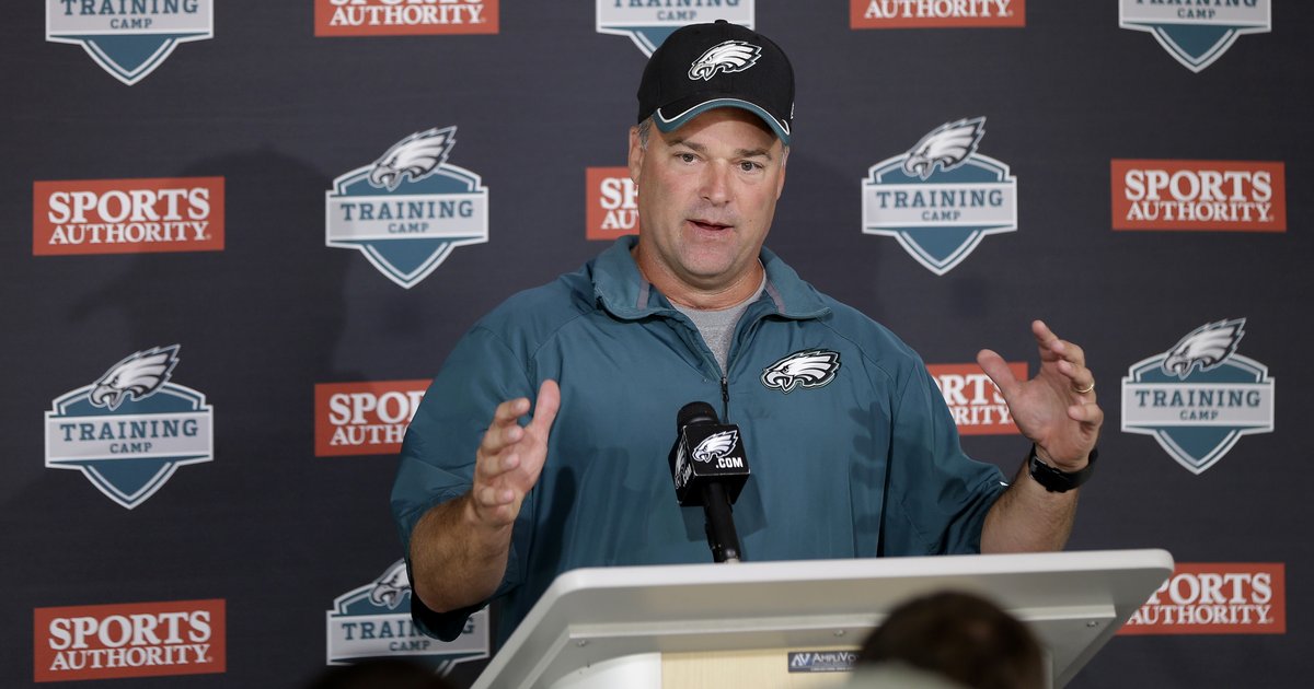 Defensive coordinator Billy Davis’ ineptitude is absolutely killing the ...