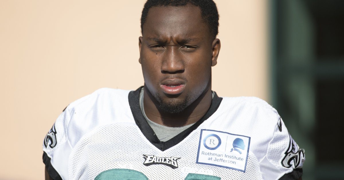 Eagles cut a couple guys – The 215 Blog