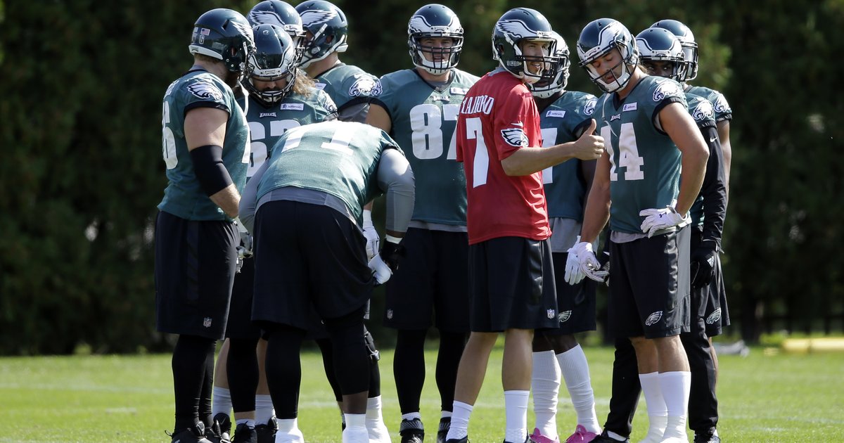 Grading the Eagles: A look at the offense at each position through four ...