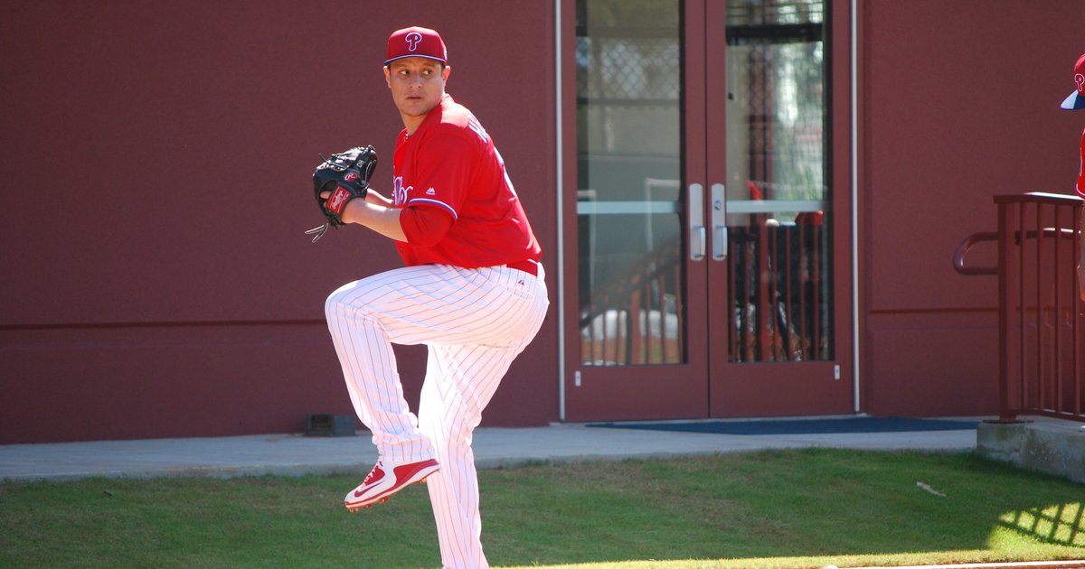 Phillies Notes: Hernandez gets off to perfect start in closer battle ...