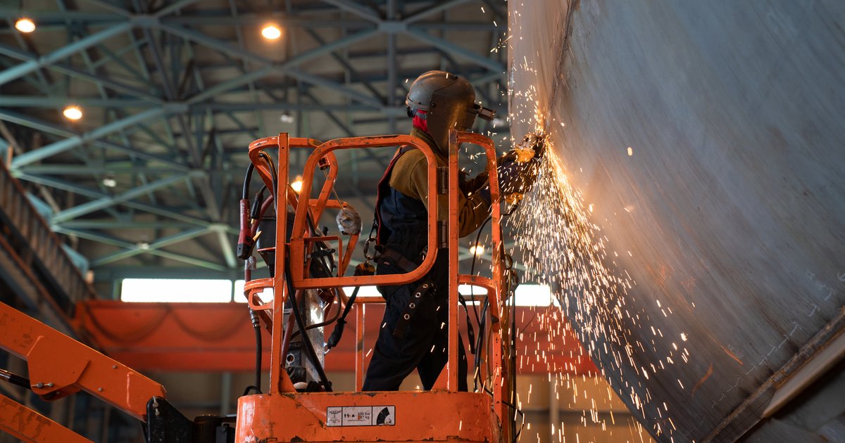 New Welder B Program at Hanwha Philly Shipyard offers career ...