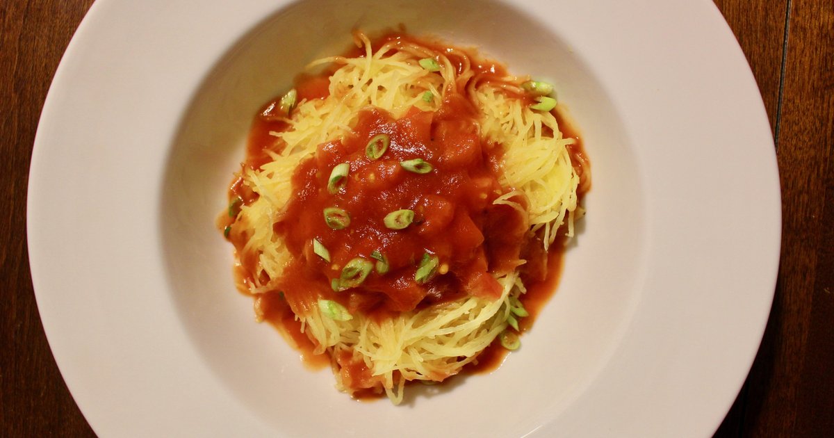 Healthy Recipe: Spaghetti Squash with Chunky Tomato Sauce | PhillyVoice