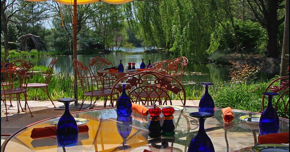 Dinner and a view: 5 area restaurants with beautiful dining scenery ...