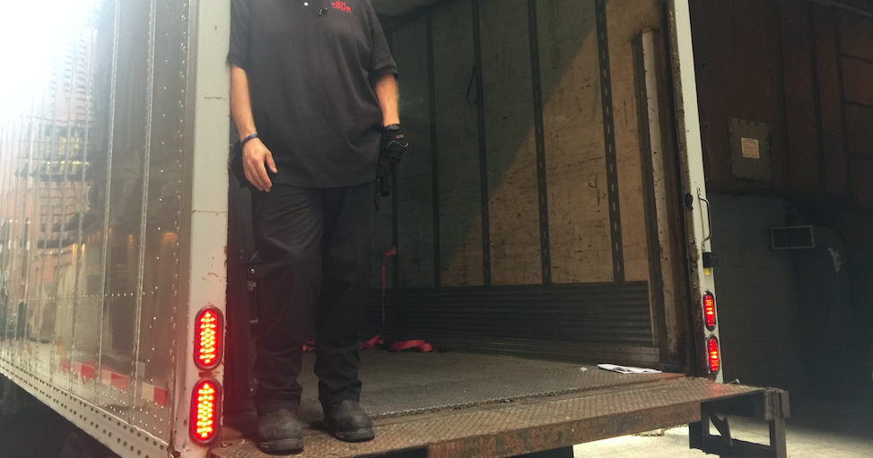 WATCH: Truck driver masterfully squeezes big rig into tiny Center City ...