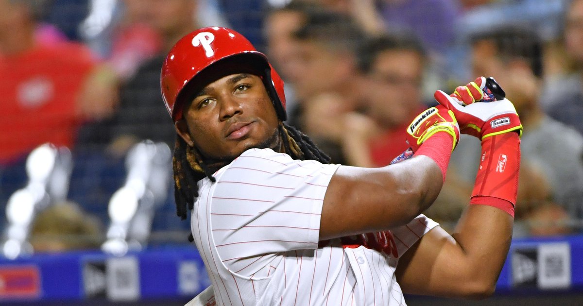 Phillies looking to trade away several veteran pieces, report says ...