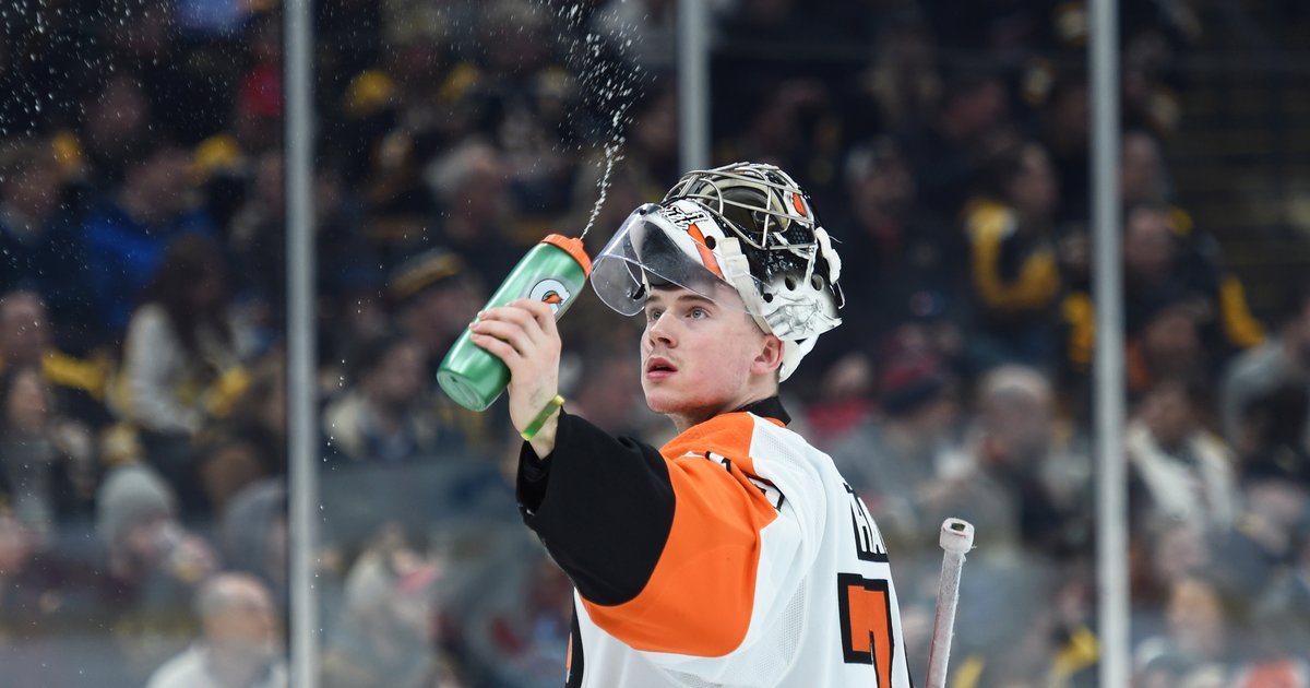 Flyers goalie Carter Hart named NHL Rookie of the Month for January ...