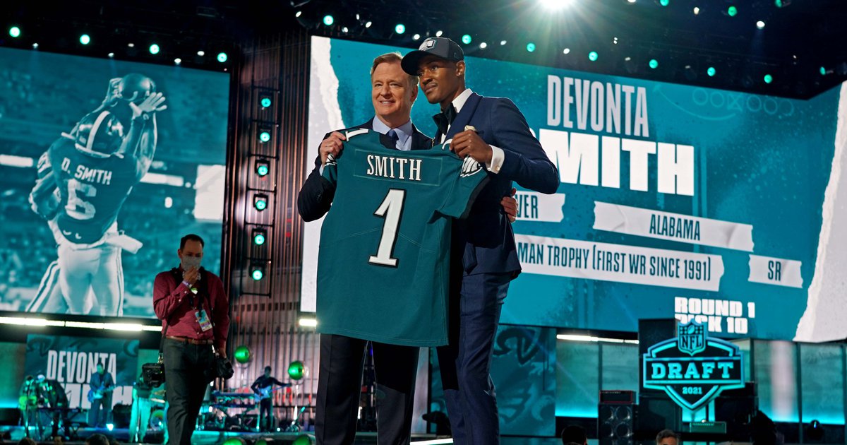NFL Draft Grade Roundup: Eagles earn incredibly high marks for DeVonta ...