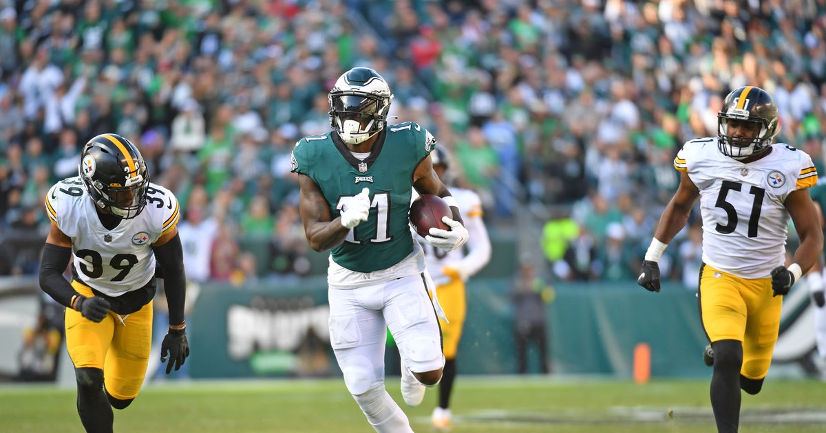 WATCH: A.J. Brown hauls in 40-yard TD (twice) to put Eagles up 14-7 ...