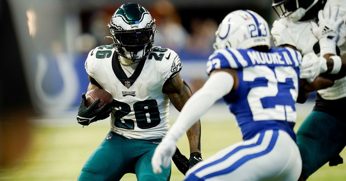 Back to basics: Eagles rediscover strength in the run on winning drive ...