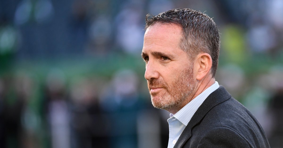 Reviewing the abnormal number of trades Howie Roseman makes with the ...