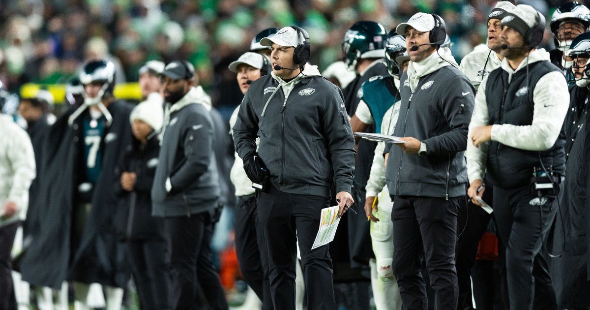 Kellen Moore has been in touch with Jalen Hurts for Eagles-Packers ...