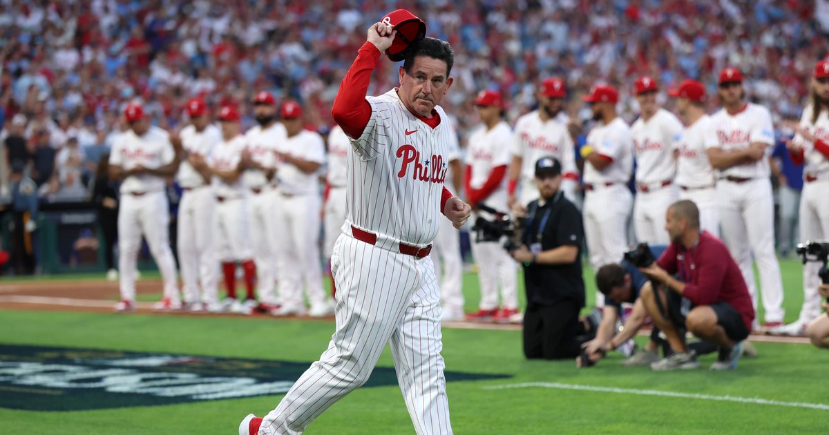 Phillies extend manager Rob Thomson through 2027 | PhillyVoice