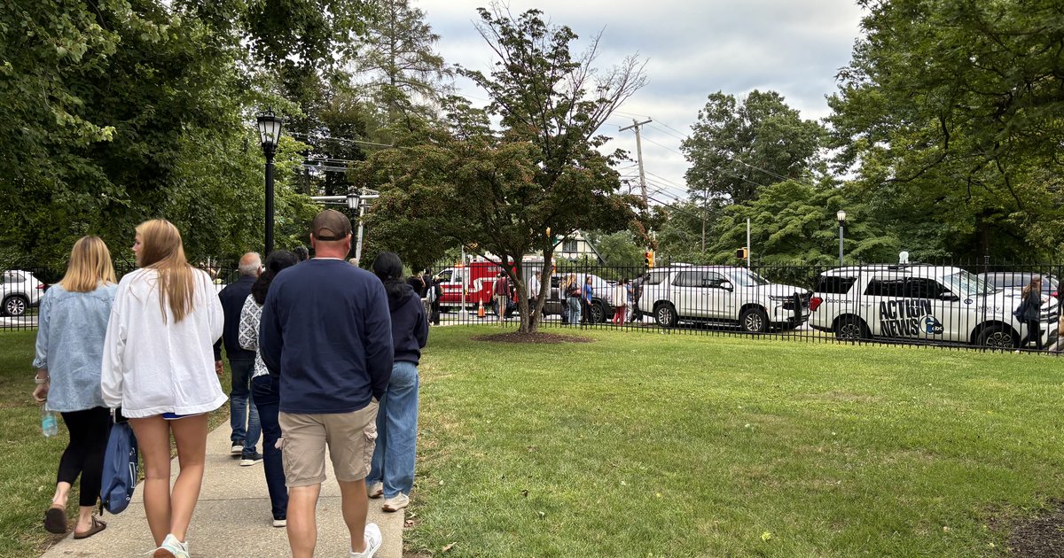 Officials, police say no shooter at Villanova after ordering lockdown ...