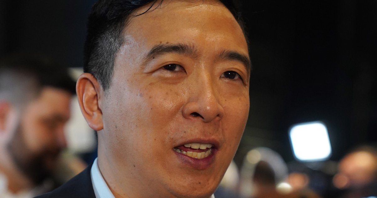 Andrew Yang ordered a chicken cheesesteak from Jersey Mike's while in ...