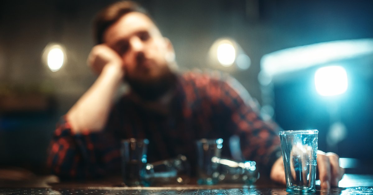 Social drinking vs. a drinking problem: what’s the difference ...