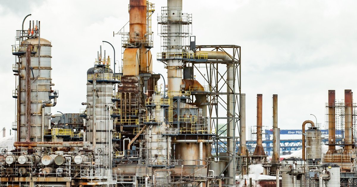 Philadelphia Energy Solutions refinery fire 'may have' released ...