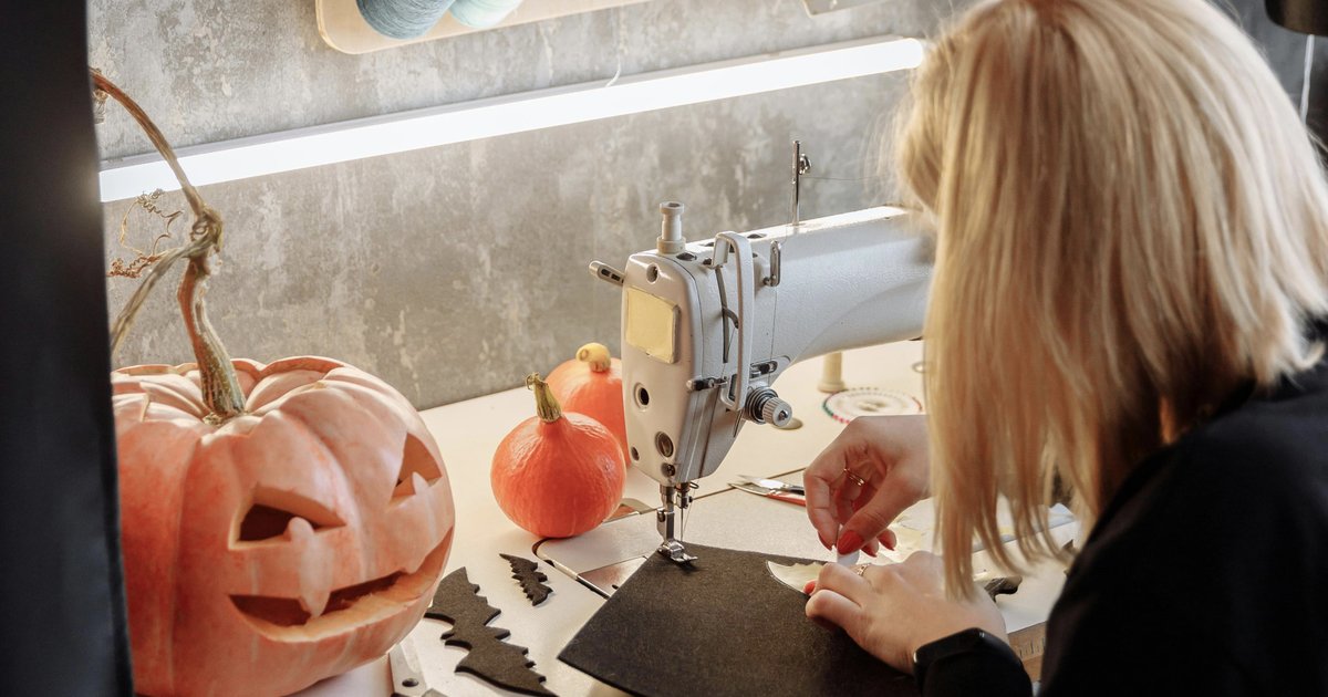 How to make your own Halloween costume with tips from sewing ...